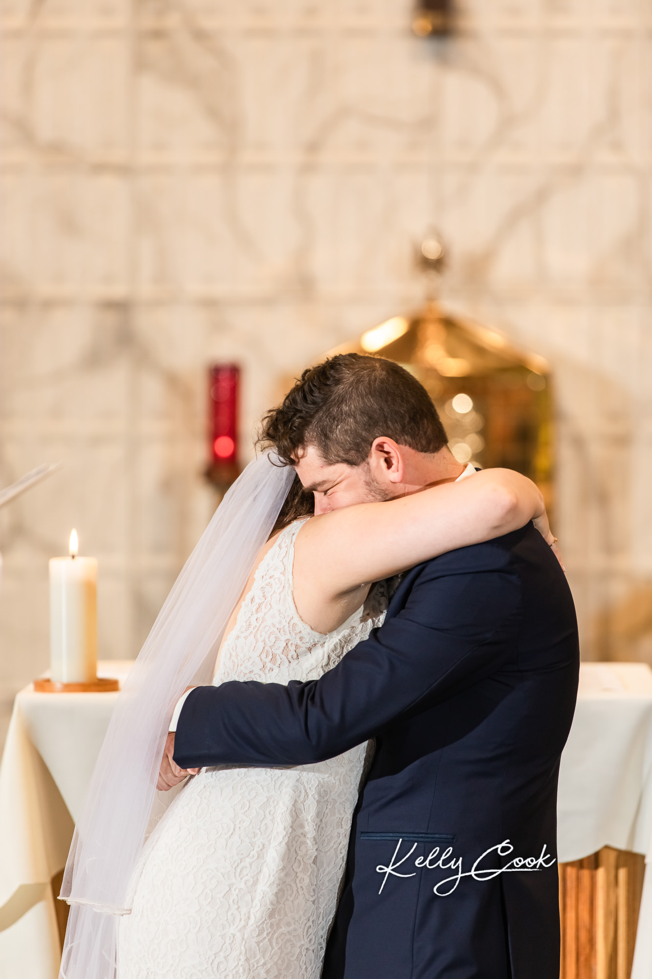 Intimate Wedding Ceremony | Maria & Ryan - kellycookphoto.com